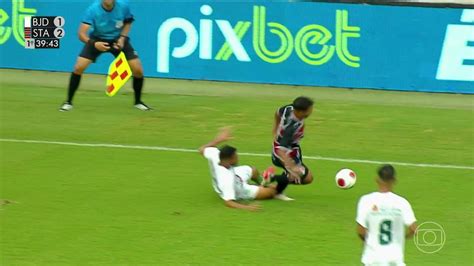 Vídeo Aos 39 min do 1º tempo cartão amarelo de Danilo Bala do Belo