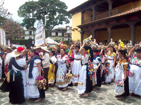 Michoacán Dentro De Los Mejores 6 Trajes Típicos En Miss México