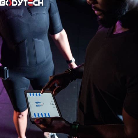 Customized Build Muscle With Electrical Stimulation Suit Suppliers And