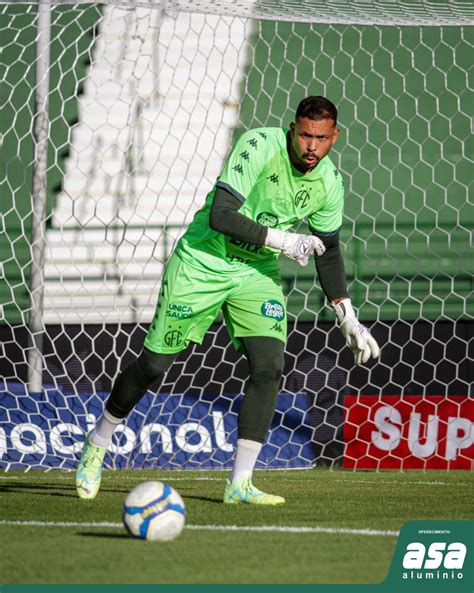 Emprestados Do Santos Vladimir Titular Em Vit Ria Do Guarani Na