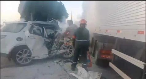 Vídeo acidente na Arthur Bernardes em Belém deixa uma pessoa