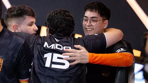 Los Grandes aplica primeiro reverse sweep da história e garante vaga na