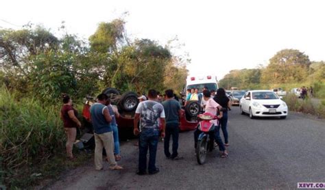 Accidente en la Vía Corta Cunduacán deja 3 lesionados y daños