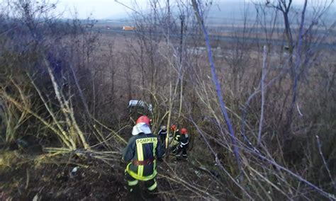 FOTO ACCIDENT rutier pe DN 1 pe raza localității Cunța O femeie s a