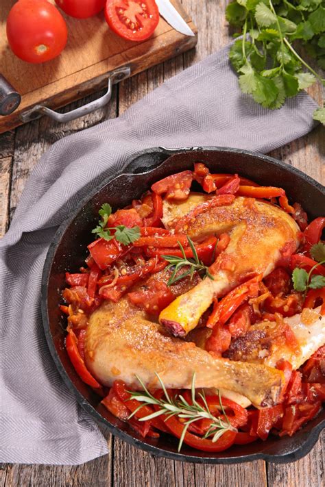 Recette Cuisses De Poulet Basquaise Marie Claire