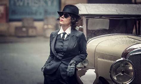 Lo que será de Peaky Blinders tras la muerte de Helen McCrory Rolling