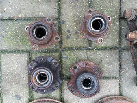 PIASTA KOŁA PRZÓD I TYŁ KOMPLET FIAT 126p 7106406392 oficjalne