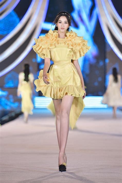 Hoa hậu Việt Nam Đỗ Thị Hà và những mỹ nhân có đôi chân dài mơ ước