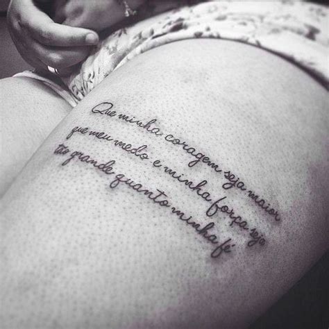 Tatuagem Na Perna Feminina Na Coxa Frase Tasteful Tattoos Cute