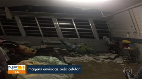 Parte de forro de teto de enfermaria desaba no Hospital da Restauração