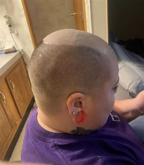 Pin By Jason Woorhees On Hair And Beauty Shaved Hair Women Half Shaved Hair Shaved Head Women
