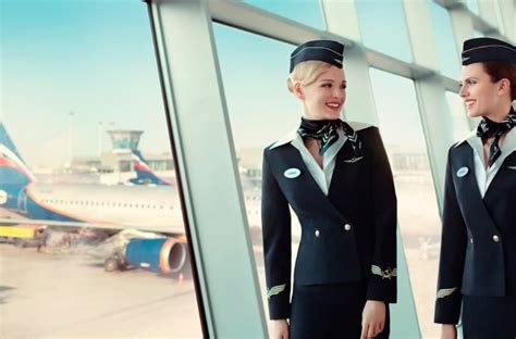 Requisitos para ser azafata de vuelo en España
