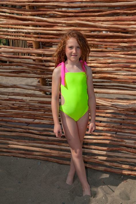 Trikini Niña Amarillo Flúor Belen Zotano Swimwear