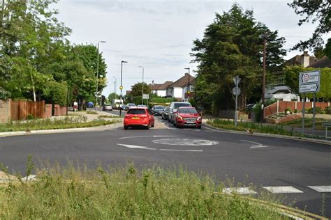 Mini Roundabout Crofton Rd N Chadwick Cc By Sa 2 0 Geograph