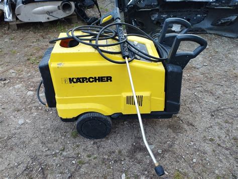 Myjka ciśnieniowa Karcher HDS 600 Ci Myjkę HDS 600 Ci charakteryzuje