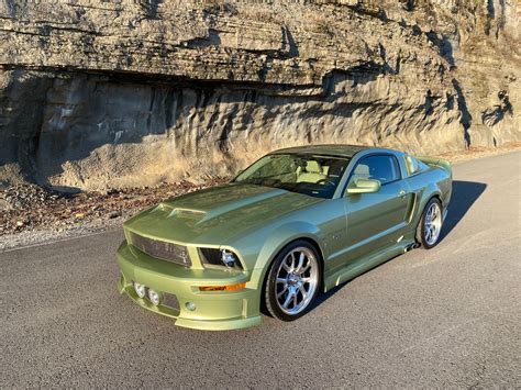 2006 Mustang Saleen Body Kit