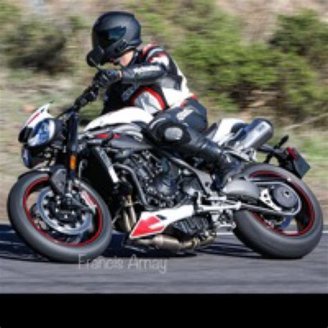 Rvm On Rockr Vamonos Caferacers Carreras Carreteras