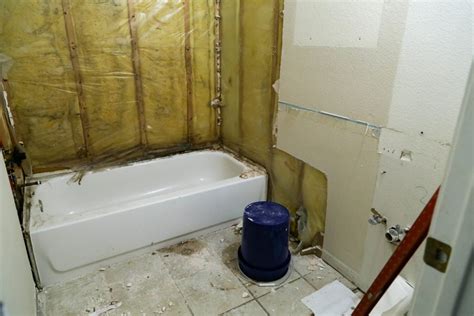 Demo Bathroom Floor Tile Flooring Guide By Cinvex