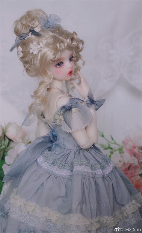 Pin by 지현 여 on doll 人形 Pretty dolls Doll dress Bjd dolls girls