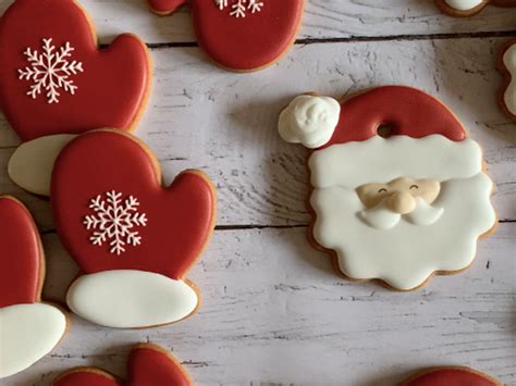 Sablés de Noël décorés au glaçage Recette Sablés de noel Recette