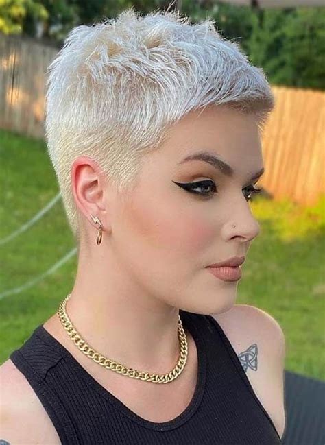 Awesome Very Short Pixie Haircuts For Girls In K Sa Sa Kesimi