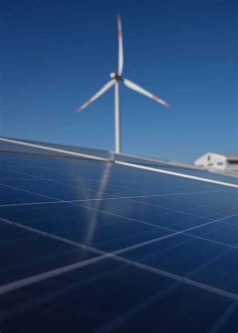 Un documentaire explore la face cachée des énergies vertes Geo fr