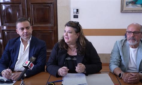 La Sindaca Episcopo Chiede Al Presidente Canonico Di Iscrivere La