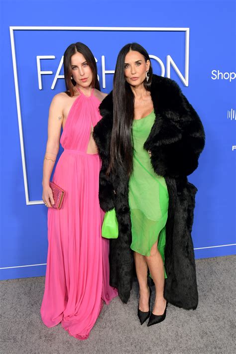 Demi Moore Sul Red Carpet Con Scout Willis Madre E Figlia Sono