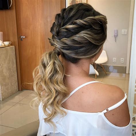 Penteados para festa de casamento convidadas madrinhas e mães