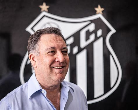 Santos Age Na Surdina Para Roubar Uruguaio Do Flamengo