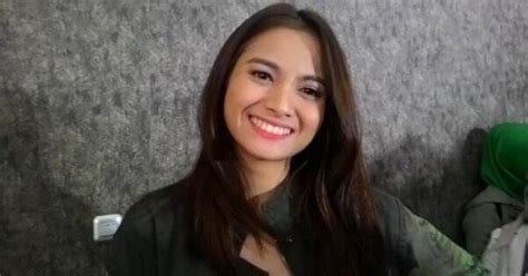 Biodata Dan Profil Acha Septriasa Aktris Cantik Yang Bintangi Film