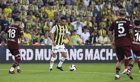 Fenerbahçe nin Trabzonspor maçı kamp kadrosu açıklandı