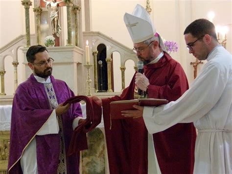 Toma de posesión del nuevo párroco de la parroquia San Marcos