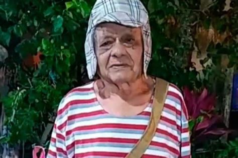 Abuelito festeja su cumpleaños 92 con fiesta del Chavo del 8 y se