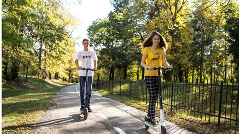 À partir de quel âge peut on faire de la trottinette électrique