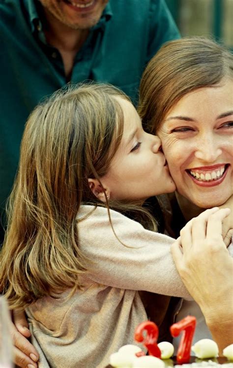 Qué es el síndrome de la niña buena y señales que te ayudarán a