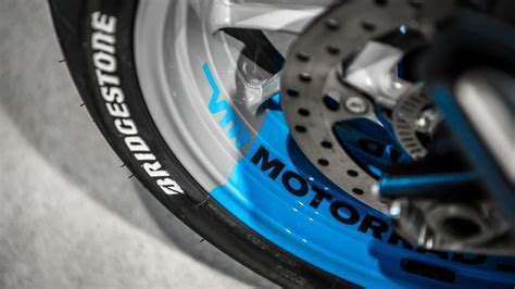 Bmw F R Grigio Nardo E Blu La Special Di Vtr Motorrad