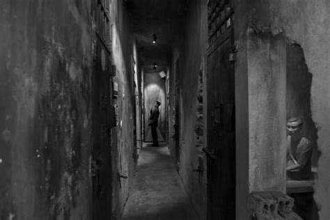 Hanoi Hilton North Vietnam S Torture Chamber For American Pows