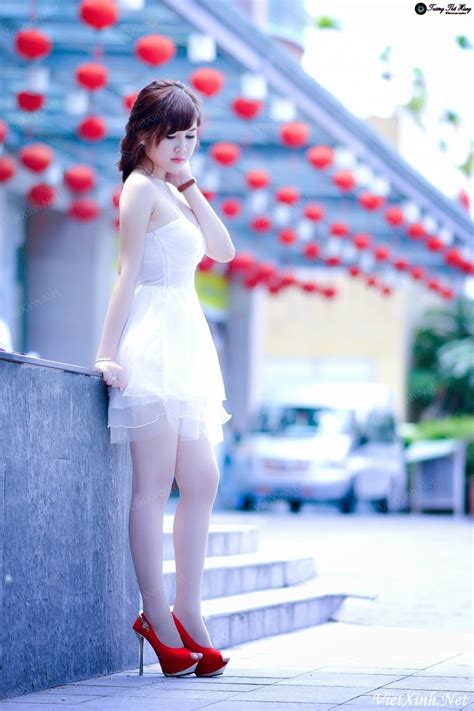 Tuyển hàng gái chân dài da trắng dáng ngon cực phê