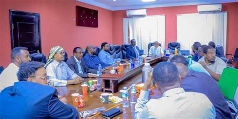 Wararka Maanta Talaado Aug Xukuumada Iyo Shirkadaha Adeega