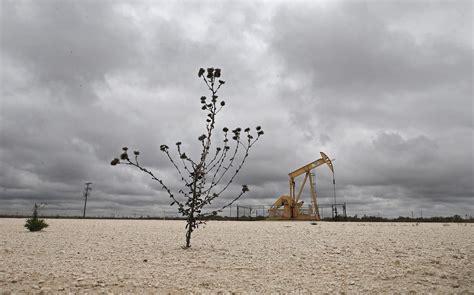 Petróleo de Texas abre con una bajada del 0 39
