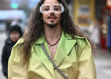 Michał Szpak całuje Beatę Kozidrak Zostali przyłapani na gorącym