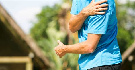 Dolor en el brazo izquierdo Posibles causas síntomas y tratamiento