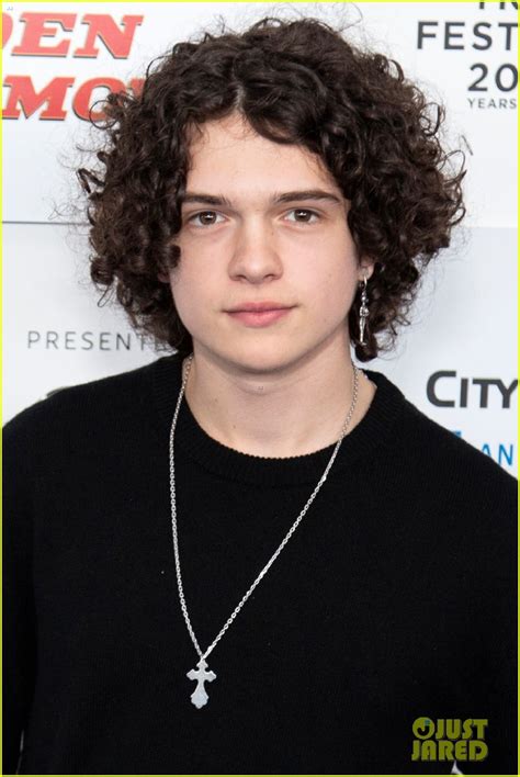 A Quiet Place S Noah Jupe Looks All Grown Up In New Red Carpet Photos
