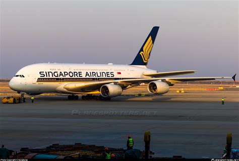 9V SKV Singapore Airlines Airbus A380 841 Photo By Kongkong ID