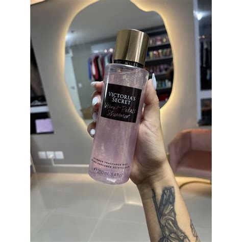 BODY SPLASH VELVET PETALS VICTORIAS SECRET Shopee Brasil
