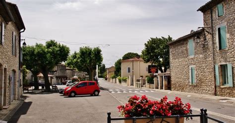 Photo à Saint Marcel lès Sauzet 26740 Le Village Saint Marcel lès