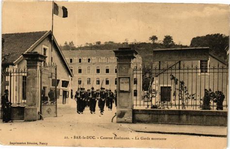 Bar le Duc Place exelmans La Garde montante à Bar le Duc Cartorum