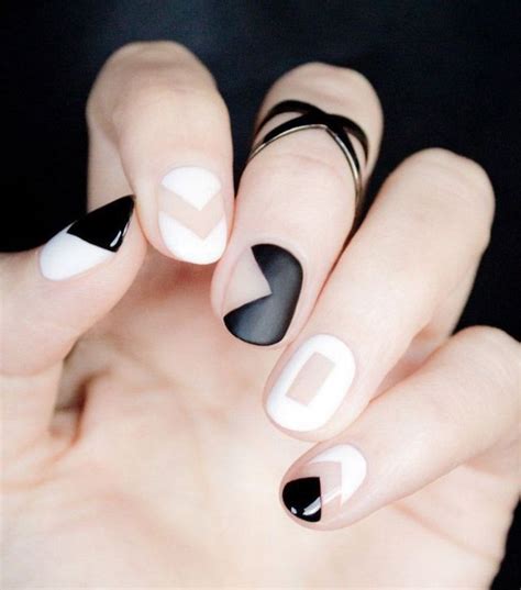Nail Art Facile Ongles Courts Motifs Simples Mais Impressionnants Pour
