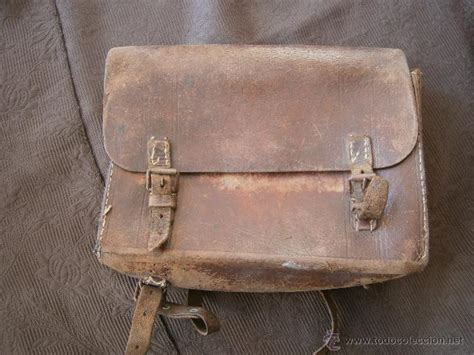 Antigua Mochila Escolar De Cuero Vendido En Subasta 47631593